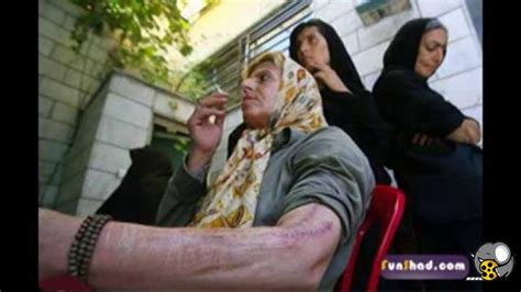 خالکوبی ارازل اوباش روی بدنشان فیلو