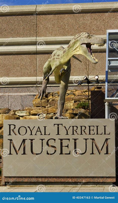Drumheller Sign Dinosaur Editorial Image 123405278