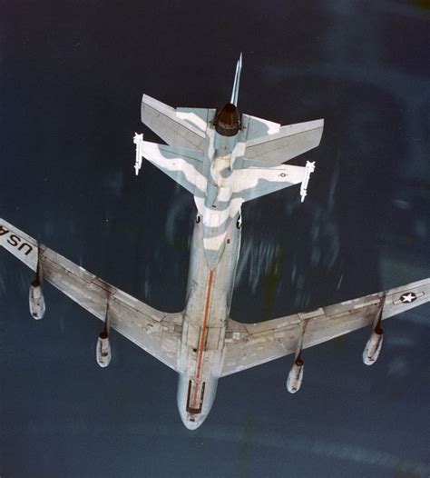 Belgianaviationnews F 16 At Forty Yf 16 First Flight Flight 0