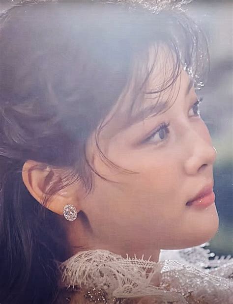 𝓐𝓸𝔀𝓡𝓮𝔂 on Twitter 김유정 이목구비 봐 진심 명화임