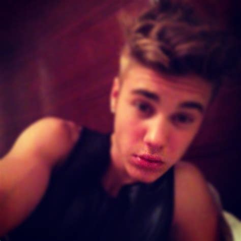 Kiss Justin Biebers Lips Faxo