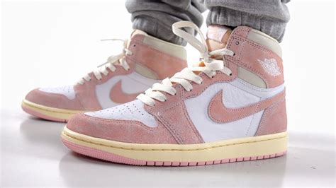 Nike Wmns Air Jordan 1 High Washed Pink