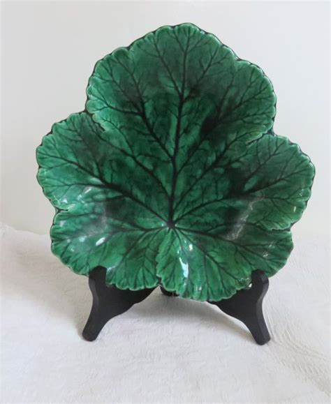 Antique Wedgewood Majolica Green Cabbage Leaf Dish Plate Etsy Majolica Antiques Wedgewood