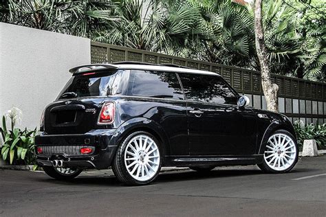 Permaisuri Mini Cooper S R56 Oz Racing Superturismo Wrc 18