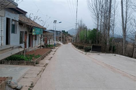 “三抓三促”进行时 亮成绩、找不足、促提升——显龙镇环境卫生整治工作督查通报（第一期）宣传头村王堡村