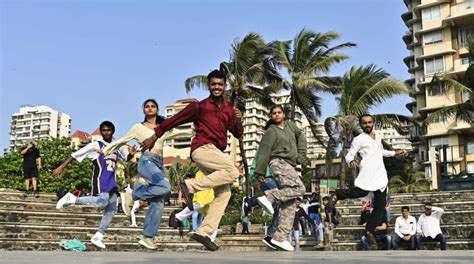 Bata India Turns The Iconic Bandra Band Stand Into A Fashion Runway