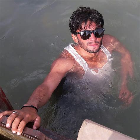 Khursheed Khan Youtube
