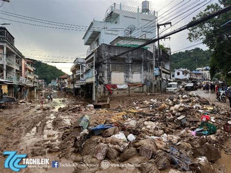 ท่าขี้เหล็กเละทั้งเมืองหลังน้ำลด โคลนติดหนาเตอะ ชาวบ้านต้องโหนสลิงข้ามน้ำ Me Sai