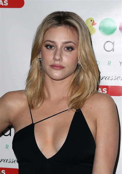 Lili Reinhart Got Them Titties On At Sugar Factory Of The Day Drunkenstepfather Com