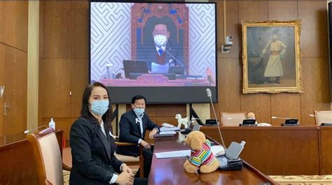 УИХ ын гишүүд хүчирхийллийн эсрэг “Цагаан туузтан аянд нэгдлээ