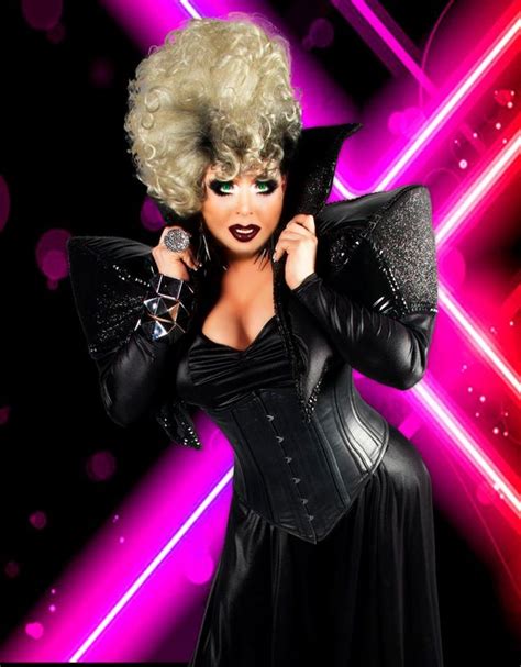 Pin By Rickey Russell On A Diva Is A Man In A Dress Mimi Imfurst Drag Queen Mimi