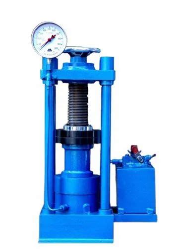 Analog Compression Testing Machines For Cube Tasting Capacity 100 Tons At 36000 Piece In