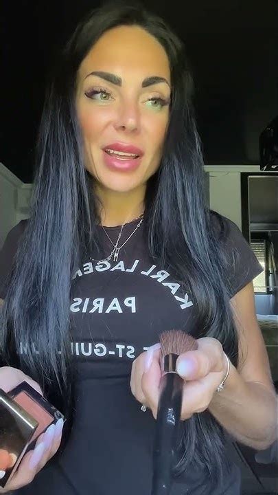 Почти склеил😂😂😂 Приколы от Юли Sweet Приколы Tiktok Shorts Youtube