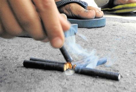 Smuggled ‘piccolo Stains Ph Firecracker Industry Makers Say Inquirer News