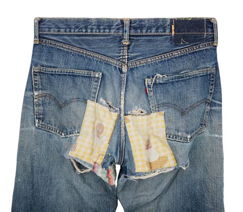 Kurt Cobains Old Jeans Just Set An Auction Record For Levis