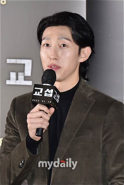 黄政民玄彬姜其永出席新电影《协商》媒体试映人质首尔mydaily