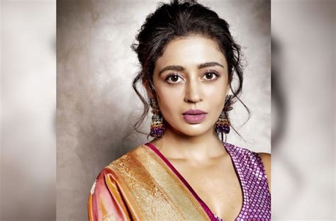 Nehha Pendse Aka Sanjana Madam From Star Bharats May I Come In Madam