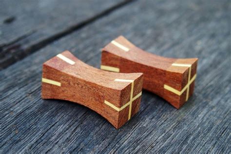 Two Pieces Chopstick Rest Plain Wood Smooth Light Weight Natural Colour Chopstickrest Dinner