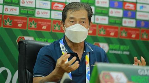 Hlv Bae Jiwon Hoàng Đức Cần đi Bệnh Viện để Kiểm Tra Chấn Thương