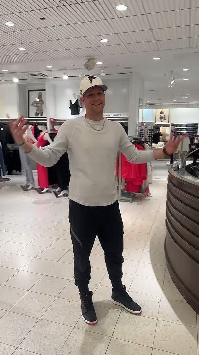 Had To Get Me When Im Checking Out Public Dance Trends Dancechallenge Shortsdance Youtube