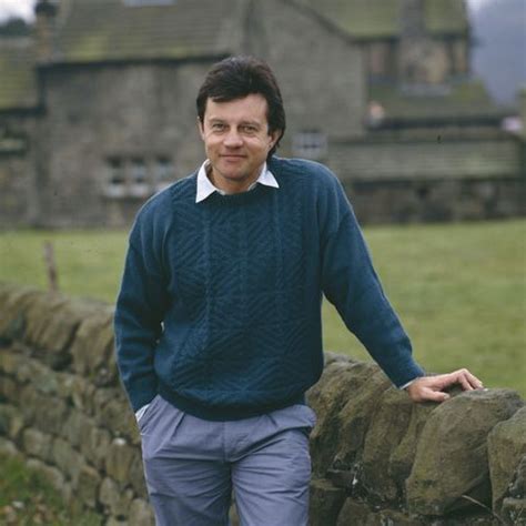Emmerdales Frazer Hines Calls For Dead Character Joe Sugden To Return