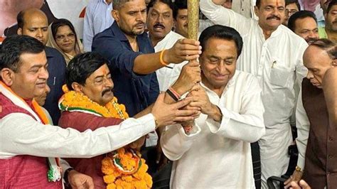 Madhya Pradesh Former Bjp Minister Deepak Joshi Joins Congress Hindustan Times