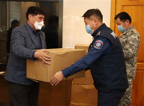 Албан хаагчдын эрүүл мэндийг хамгаалах ажиллах нөхцлийг нь бүрдүүлэх зорилгоор амны хаалт