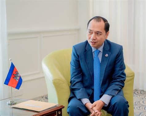 ក្រសួងព័ត៌មានជូនដំណឹងដល់ លោកអ្នកឧកញ៉ា អ្នកឧកញ៉ា ឧកញ៉ាៗម្ចាស់ស្ថានីយទូរទស្សន៍ទាំងអស់