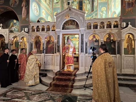 Αγρυπνία για τον Άγιο Εφραίμ τον Κατουνακιώτη στα Τρίκαλα ΕΚΚΛΗΣΙΑ Online