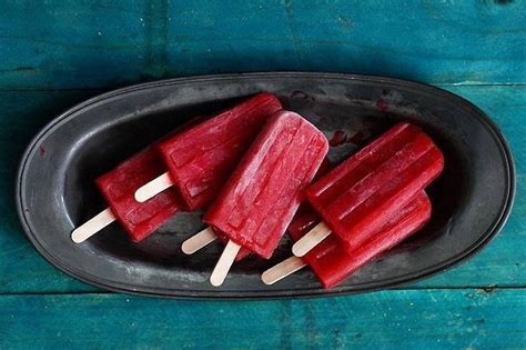 Kianbag وقتی میگیم شعر دلخواهتون هک میشه روی چوب یعنی این👌😎 چه