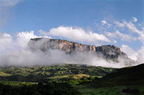 El Hijo Del Halcon Negro Mount Roraima Venezuela