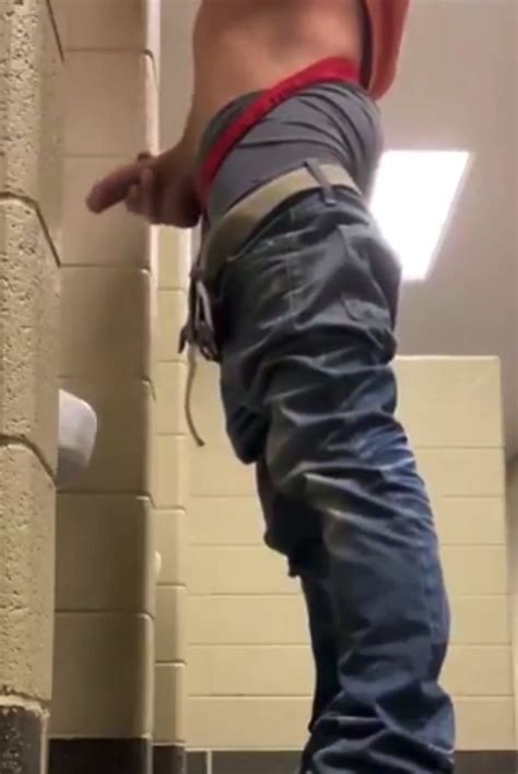Big Dick Piss Video 10