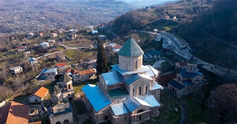 გელათის რესტავრაცია სახელმწიფომ საპატრიარქოს გადააბარა სწორია თუ არა ეს გადაწყვეტილება