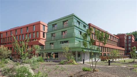 V8 Architects Builds Rotterdam Homes From Reused And Recycled Materials