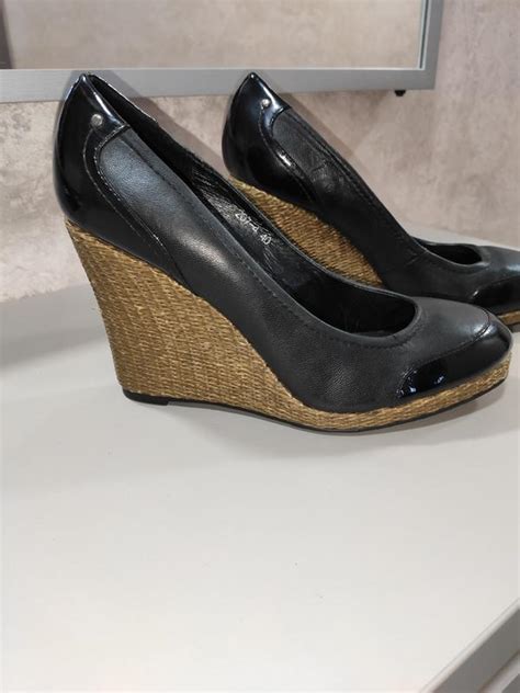 Туфли женские на танкетке кожа — цена 240 грн в каталоге Туфли Купить женские вещи по доступной