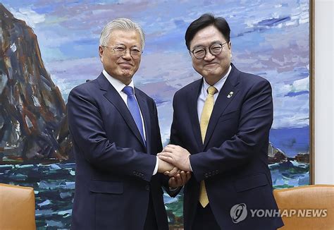 韩国前总统文在寅紧急戒严是国家倒退 韩联社