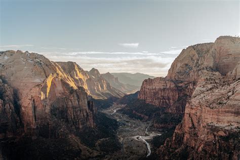 Hiking The Angels Landing Trail In Zion National Park How To Get A