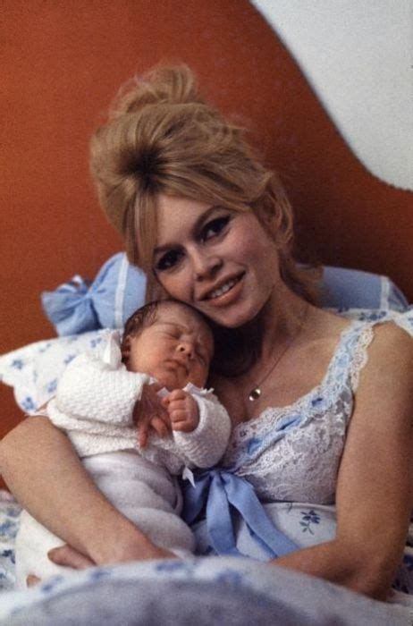 Брижит Бардо с сыном. / Фото: www.pinimg.com | Brigitte bardot, French ...