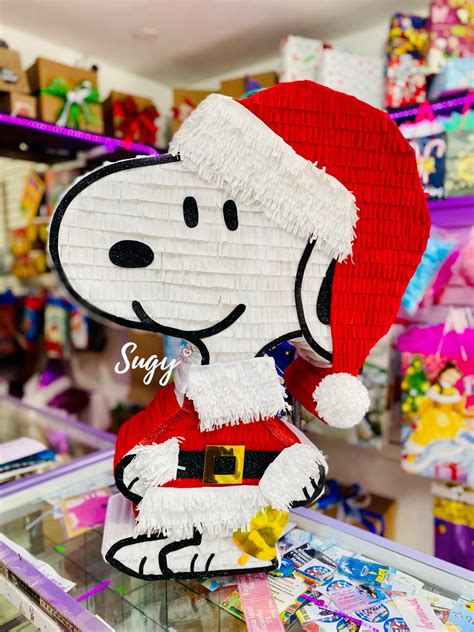 Piñata De Snoopy Navideño Regalos Para Navidad Manualidades Fiesta