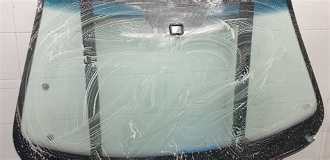 폭스바겐 파사트 앞유리교체 후기 운전중 차앞유리금 돌빵 깨진으로 인한 Volkswagen 제타 전면유리교환 비용 및 비품유리