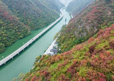 湖北宜昌水上公路入画来 人民图片网