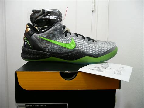 Kobe 8 System Christmas