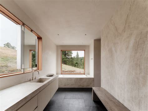 TW Ryan Architecture Clads Pyramidal Montana House In Weathering Steel