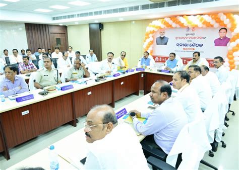 Mohammed Siraj And Prasidh Krishna Accused Of Ball Tampering By Ex Pak