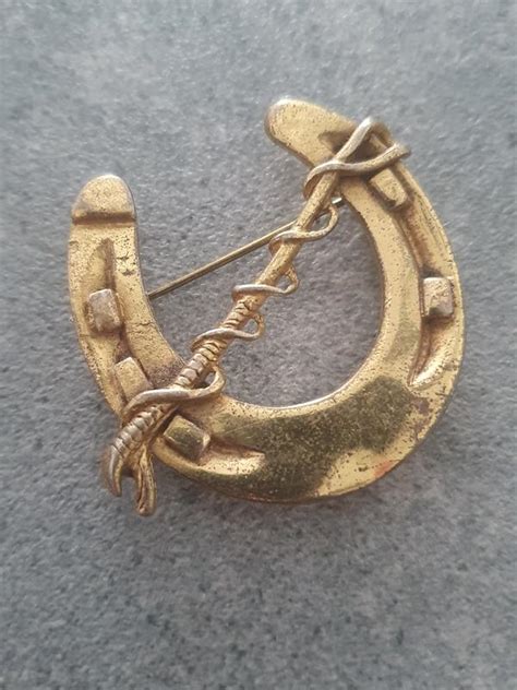 Брошка вінтаж — ціна 250 грн у каталозі Брошки Купити аксесуари за доступною ціною на Шафі