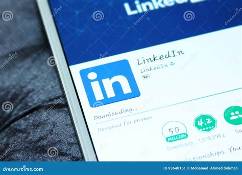 Linkedin Android Mobile App Editorial Photo Image Of Logos Famous