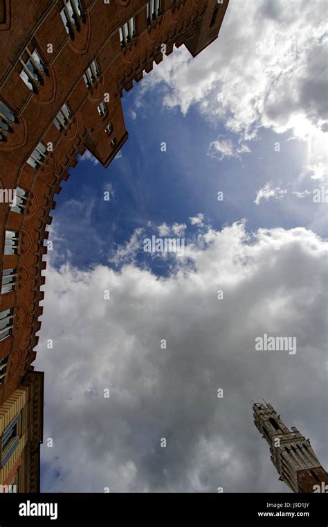 Worms Eye Perspective Prospect Tuscany Anomalous Unusual Sienna