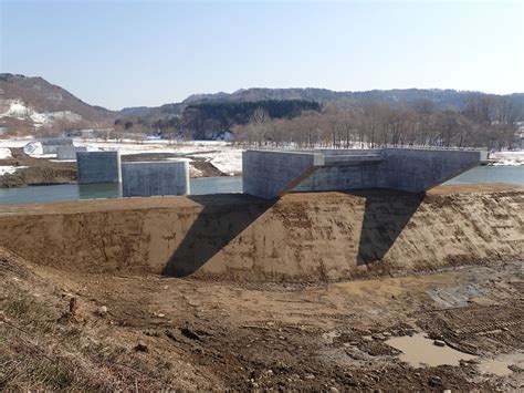 一般国道237号平取町振内橋下部工事 株式会社 磯田組