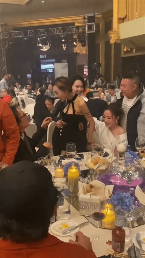 57歲葉子楣戰鬥格曝光皮包骨激瘦身形 豐滿上圍反差大令網民嘖嘖稱奇 星島日報