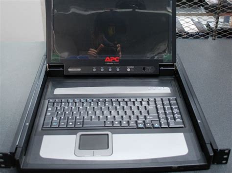 Apc Netbotz 450 Rack Monitor Ap5719